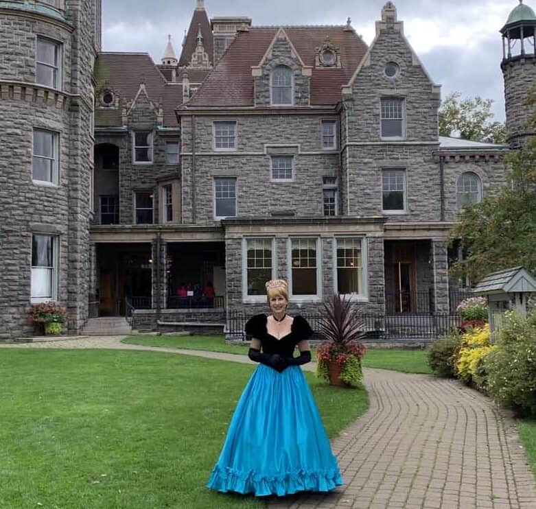 Themed Events · The Elegant Harp